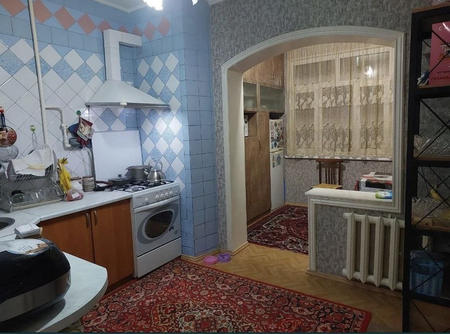 Срочно Продаётся Юнусобод 18-кв 2/3/5