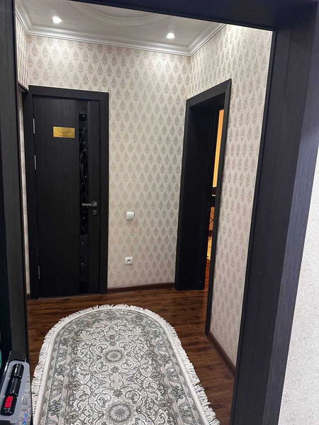 V5153 квартира 3/2/9 ул Афрасияб Ор.р: метро Айбек Мирабад 80м2