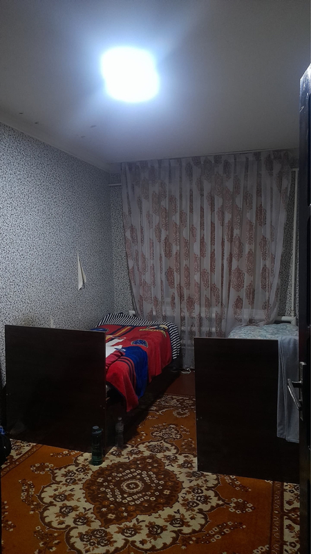 Продается четырёх комнатная квартира четвёртый этаж Согдиана