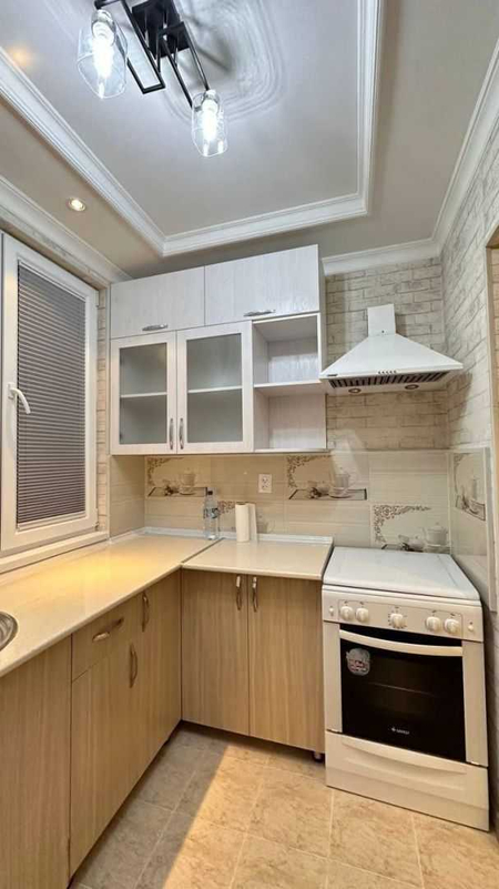 Вам срочно нужна квартира? 4-к.квартира, Улица БуюкТурон  (J3320 )