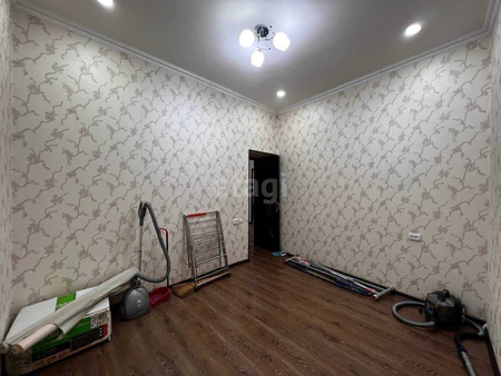 Мирабад, Сталинка 4/3/3 кирпич, 110 м², ор-р стадион Локомотив