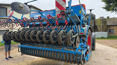 Lemken Saphir 7 Selka, Case, Claas Arion, John Deere tortadi