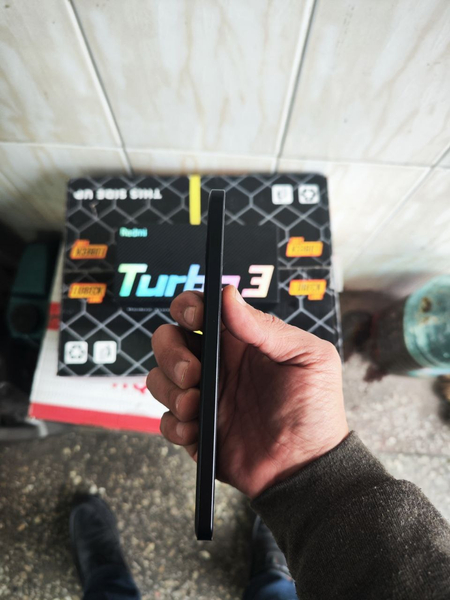 Xiaomi Redmi Turbo 3 (Poco F6) 12+8/256
