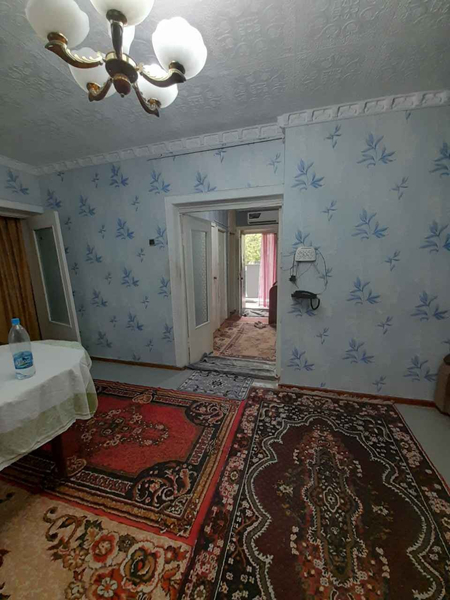 3 хонали Чирчик марказида (бозор)