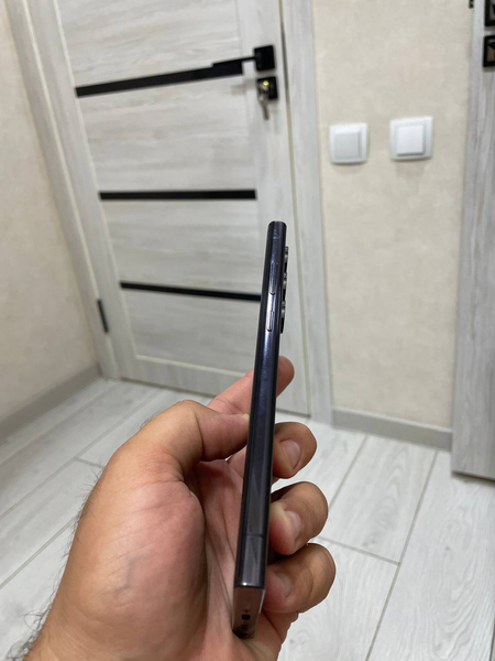Продам Samsung s23 ultra 12/256
