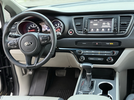 KIA SEDONA Holati tinu
