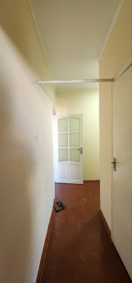 Yunusobod 15 2/1/4 sredniy remont mebel texnika