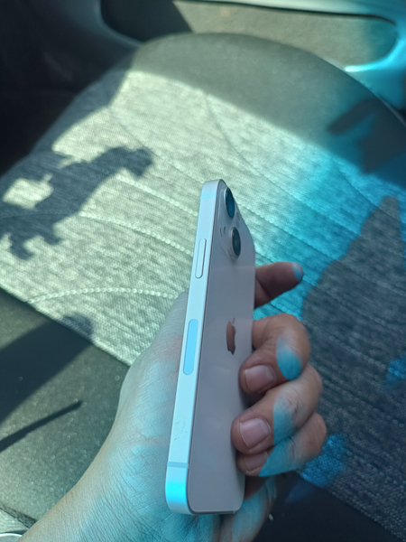 iPhone 13 mini 128 gb region LL/A holati idiyal umuman qirilgan joyi y