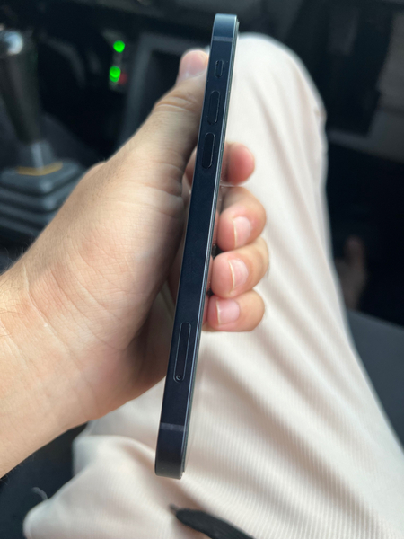 Iphone 12 64 gb.