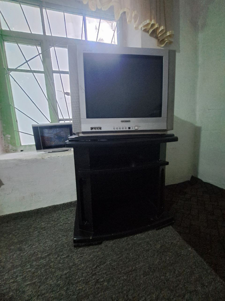 Telvizor pastafka sotiladi