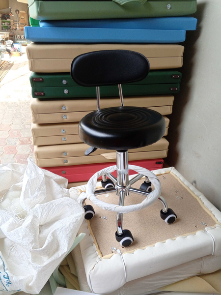 Chemodan Kushetka 650.000 sum