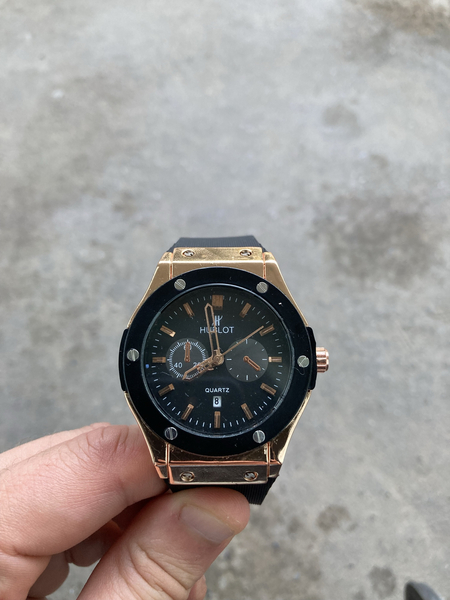 G-shock casio sotiladi