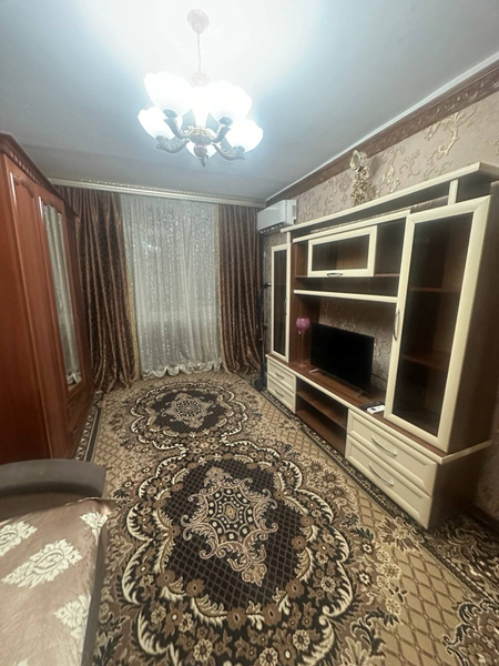 Чиланзар 2 Квартал 1/4/4 Квартира Аренду