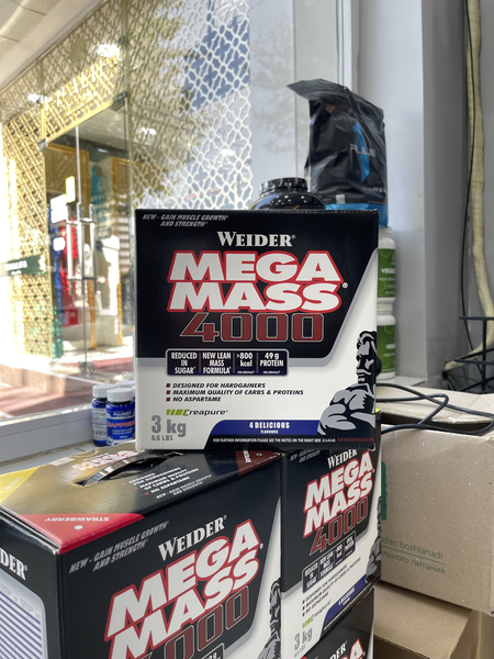 Mega Mass 4000 3 kg