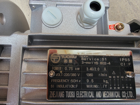 Elektr motor Электродвигатель 0.75 kW 1500 об/мин