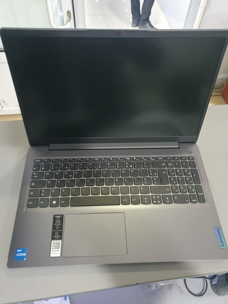 Lenovo noutbuk yangi pachka
