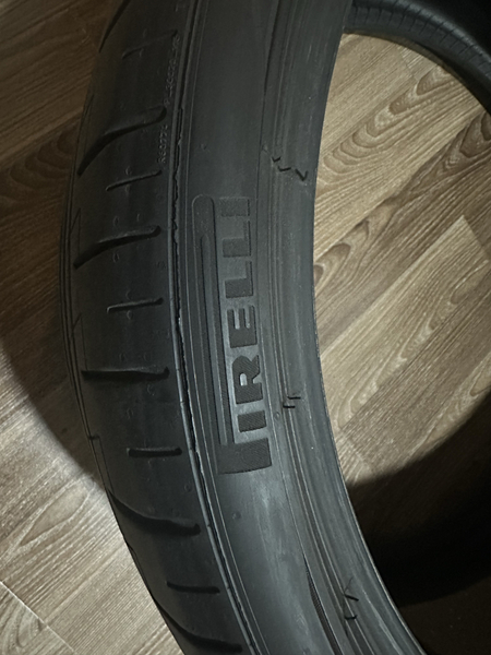 Pirelli P Zero 285/30/21 23yil 8 hafta