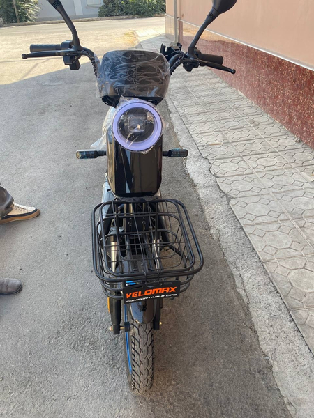Sukuter.surochna sotiladi
