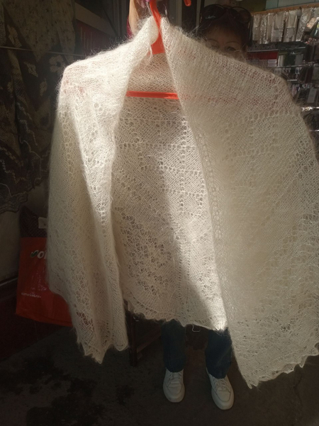 Продаются оренбургские платки