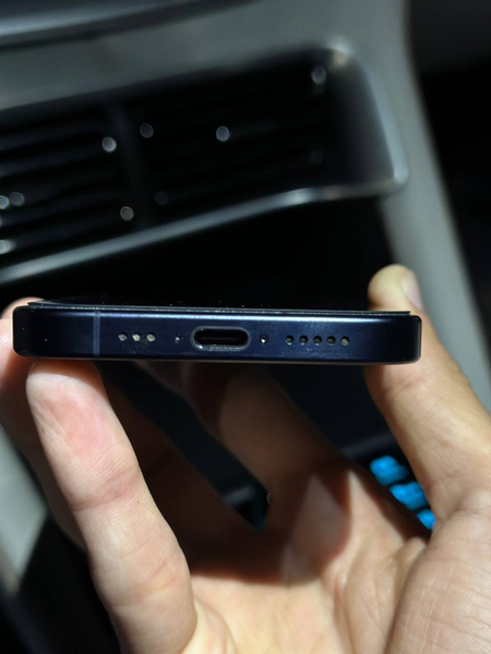 Iphone 15 pro 256 gb simkartali