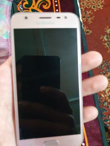Telefon sotiladi nomi j 3 ishlashlari yaxwi