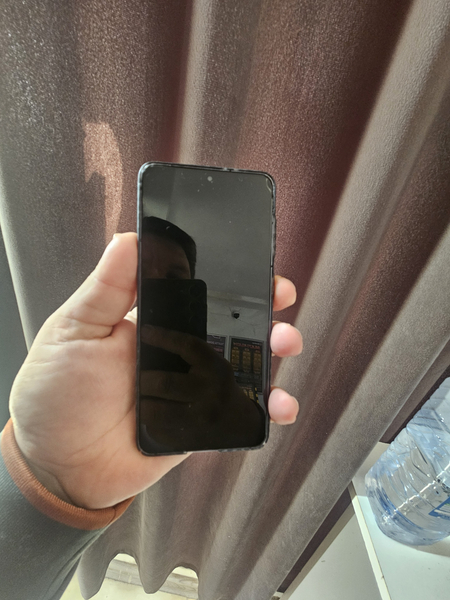Galaxy s21 sotiladi 8/256