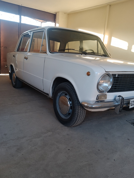 Vaz 2101 ideal but butun moshina