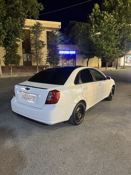 Chevrolet Lacetti 2011