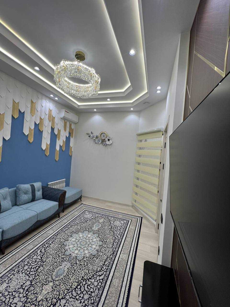 V4367 3/1/10 ЖК Саламатина Ор.р: братские могилы 62м2 евро ремонт