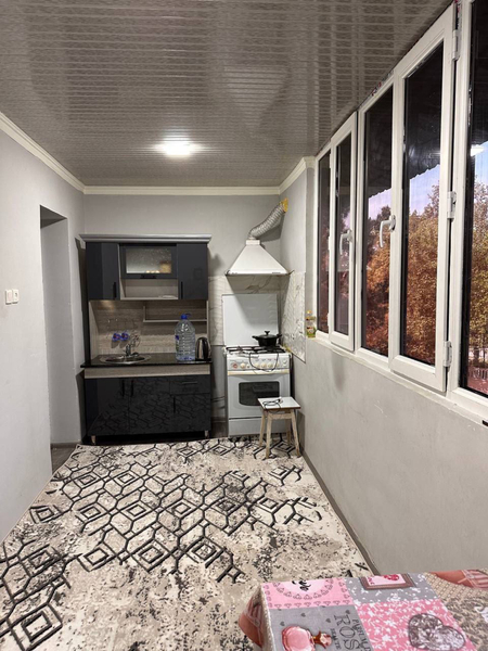 Продам квартиру 1в2/2/4 Буз 2 ,49 школа ,эко бозар ,2х6 балкон