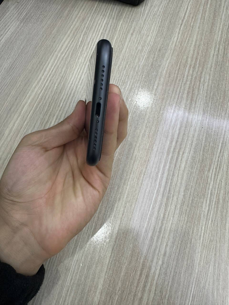 Iphone 11 64 LL/A