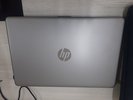hp Core i5 8/256 Noutbuk sumkasi+kovrik+sichqoncha