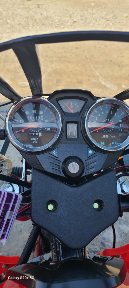 Moto sotiladi 2024  narxi 25 milon kelishiladi