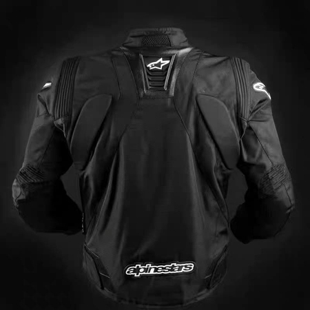 Продаётся мотокуртка Alpinestar