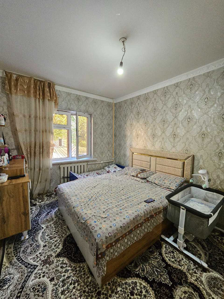 2 xonali 64m² 1-qavat uy sotiladi.