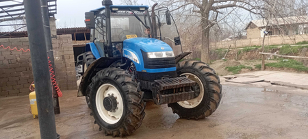 Yangi traktor sotiladi