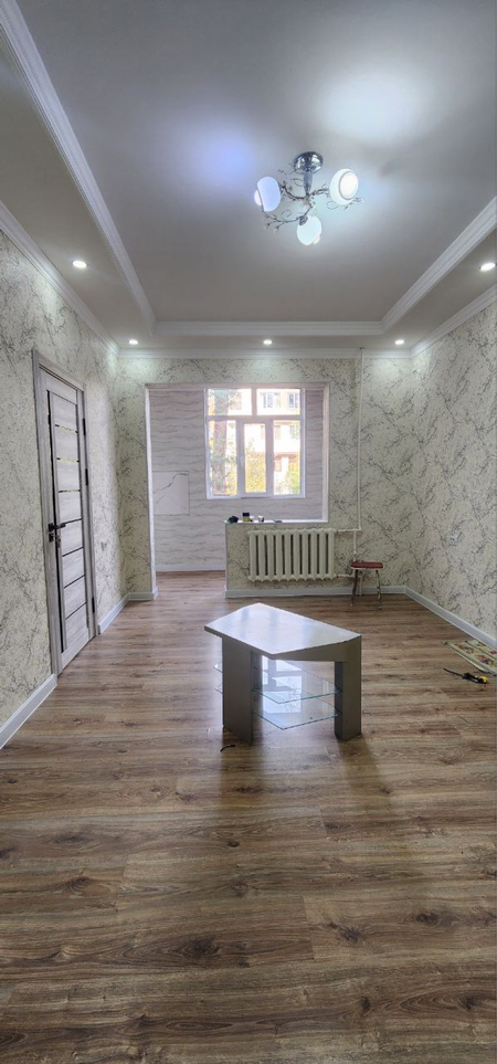 Юнусабад-15, Туркистон метро 2/1/4, 52м2, евроремонт, место хорошее