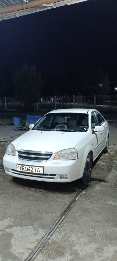 Lasetti 1.8 2009