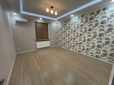 Продается 3х ком. с евроремонтом+ мебелью+ техника (м999)