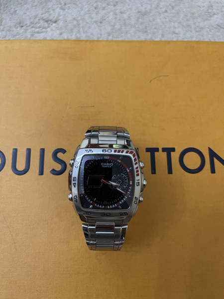Продается оригинальные японский мужской час Casio edifice efa 122 .