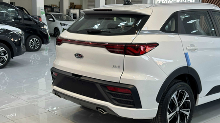 Jac Js6 nalichida tayyor