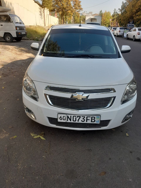 Cobalt 2016/2017 rangi oq probeg 138 ming kraska toza pyatno bor 9500$