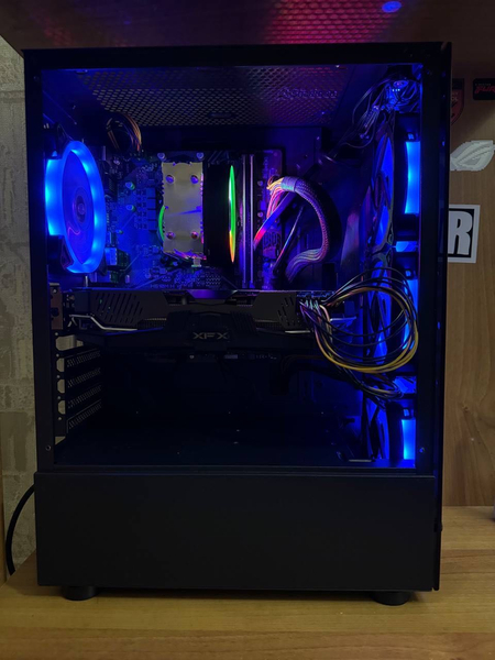 Компьютер для игр/работы-I3 10100f / rx 5700 xt / 16gb ddr4 /256gb ssd
