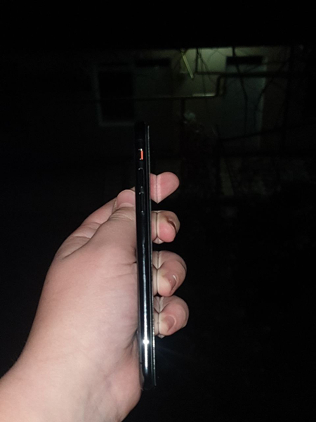 Iphone xs hich qati alishmagan aybi pastda