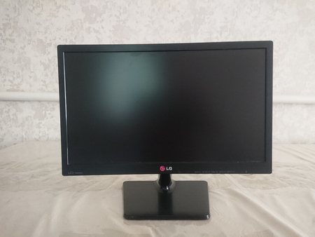 Монитор LG 19 Led
