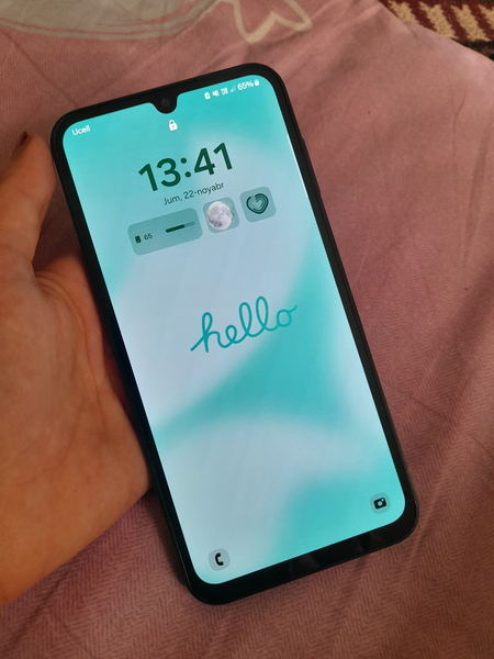 Samsung galaxy A 15 sotiladi holatI zo\\\'r