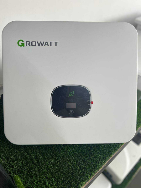 GROWATT inverterlarI.