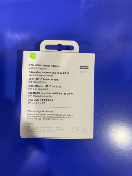 Iphone adapter dubai orginal