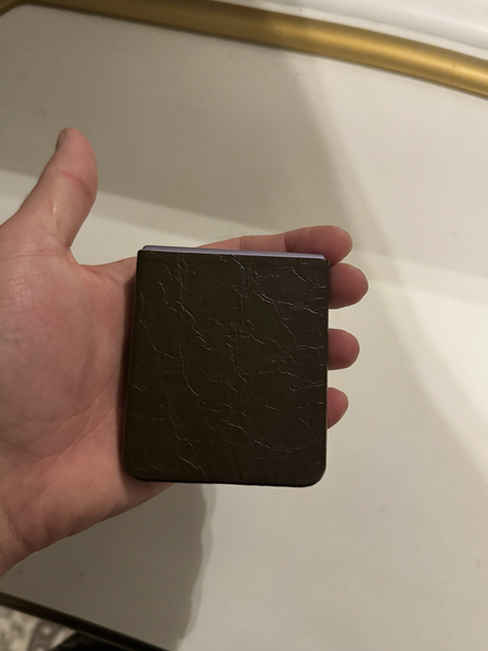 Samsung Galaxy Z flip 3 Koreya