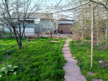 Продам дом в Чарваке, рядом с Бочки 9,2 сотки